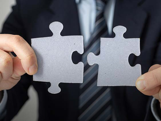 Apple Launches $50 Million Supplier Employee Development Fund